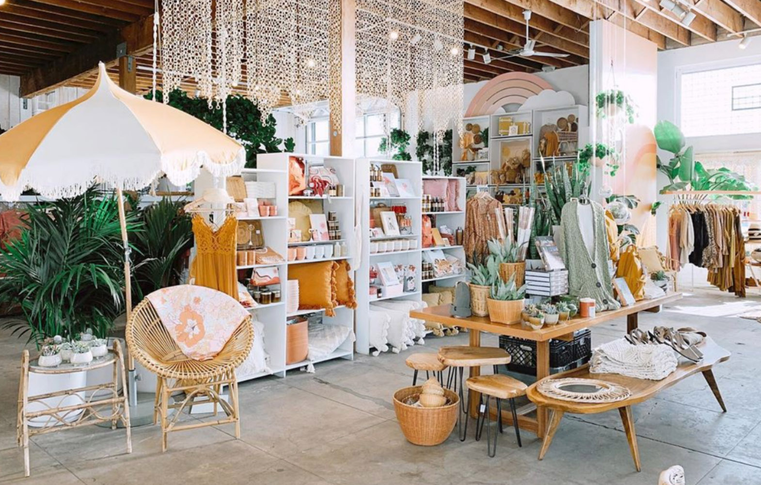 Why Every Retailer Needs an In-store Photo Booth | Simple booth