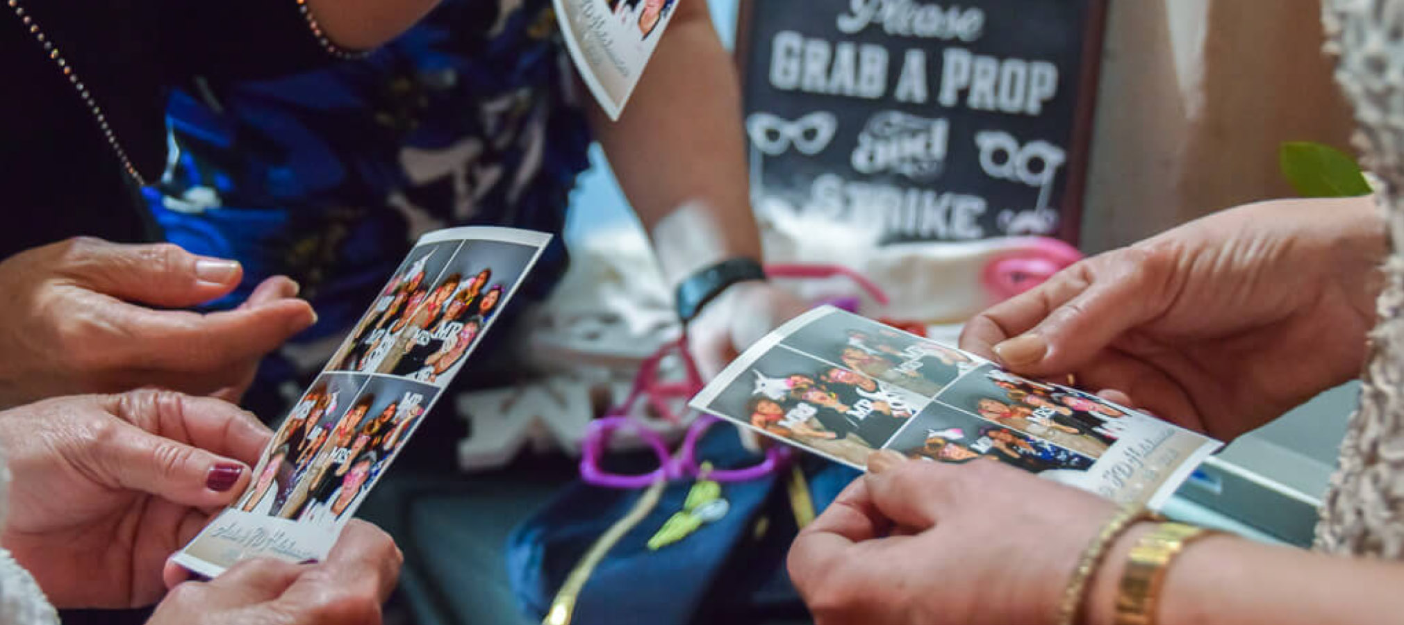 6 Essential Photo Booth Tips, Tricks & Ideas | Simple Booth