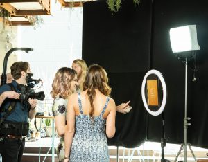 Top 6 Photography Lighting Tips for Beginners | Simple Booth