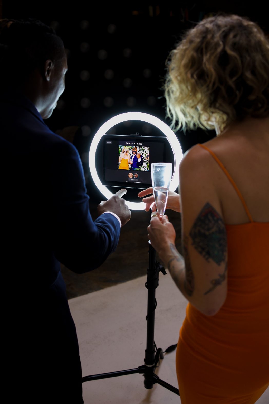 Event Photo Sharing with a QR Code Photo Booth | Simple Booth