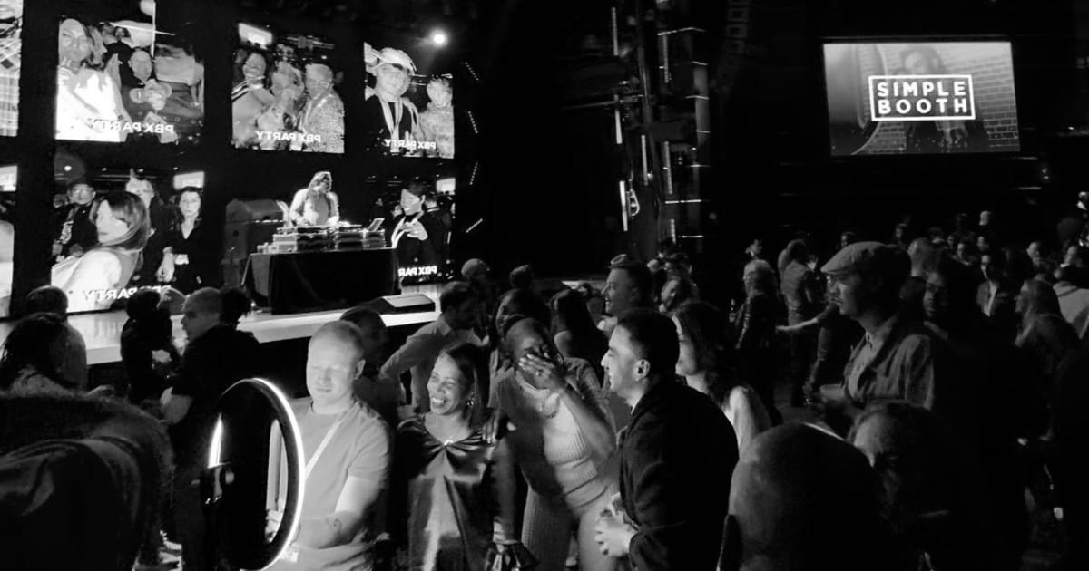 Photo Booths for Event Engagement | Simple Booth